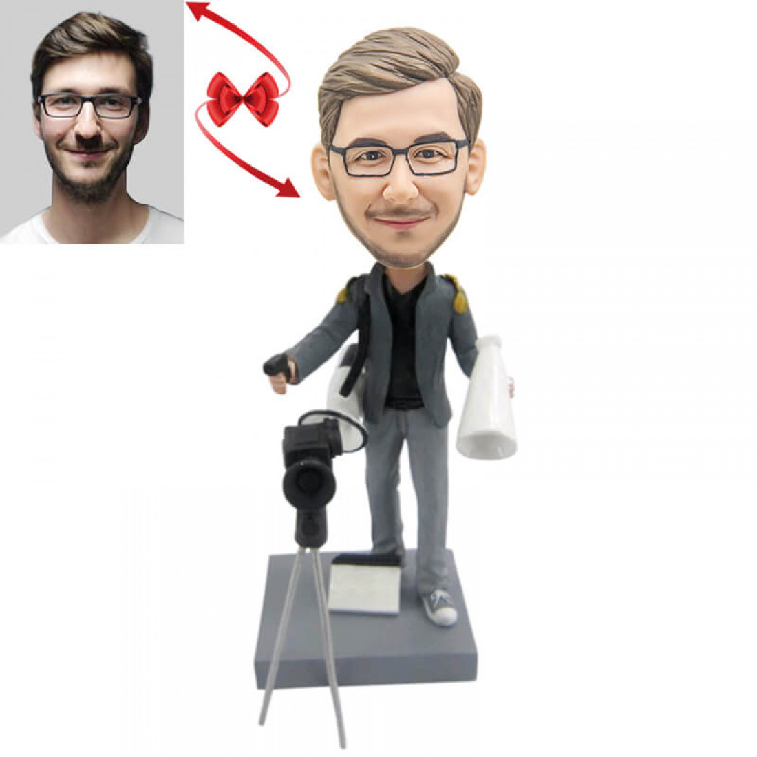 camera man custom bobblehead - camera-man-custom-bobblehead-1