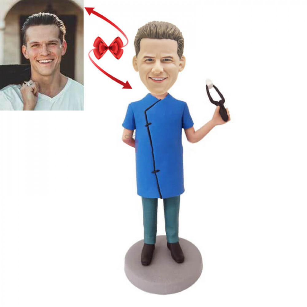 Handcrafted Dentist with Tooth Extraction Forceps Custom Bobblehead ...