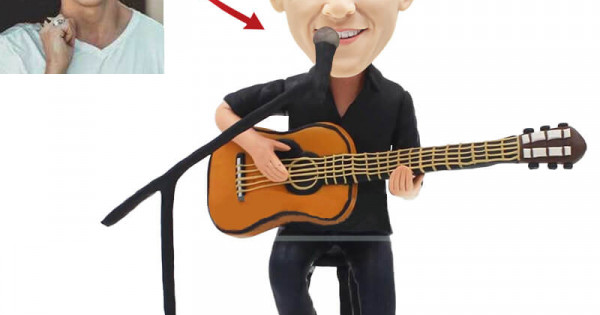 singer is singing custom bobblehead - singer-is-singing-custom-bobblehead